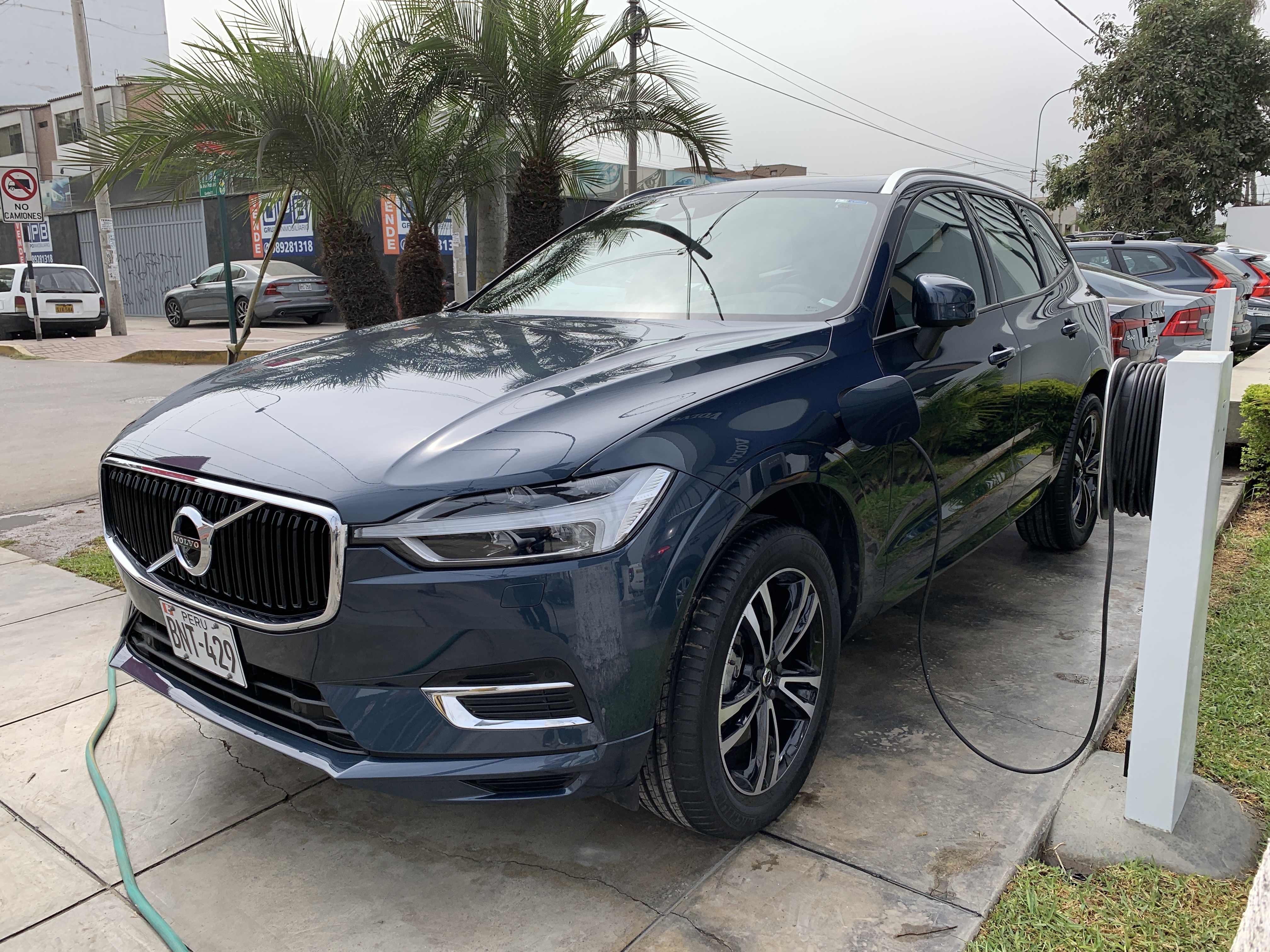 Nuevos híbridos enchufables de la familia Volvo en Perú. - INSIDEAUTOS